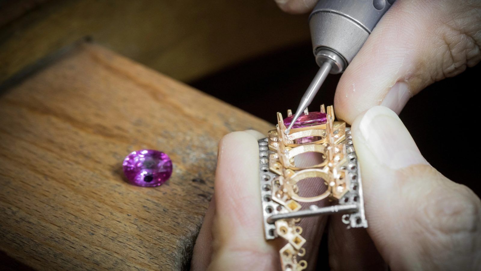 10 romantic gemstones to proclaim your love with