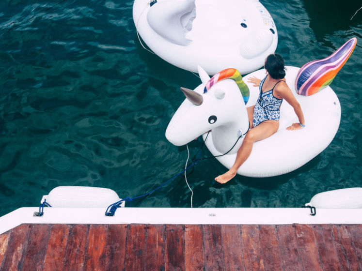 5 Luxury yachts to rent for a day out in Hong Kong