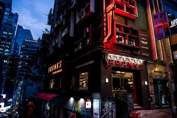 Frank's reopens with new look, new menu, same Italian-American spirit