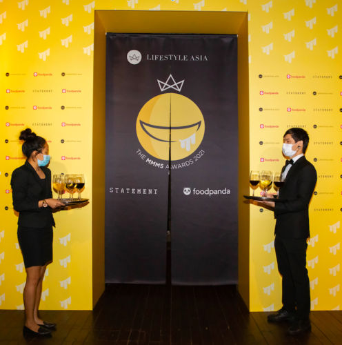 RoboBurger is the world's first hamburger vending machine