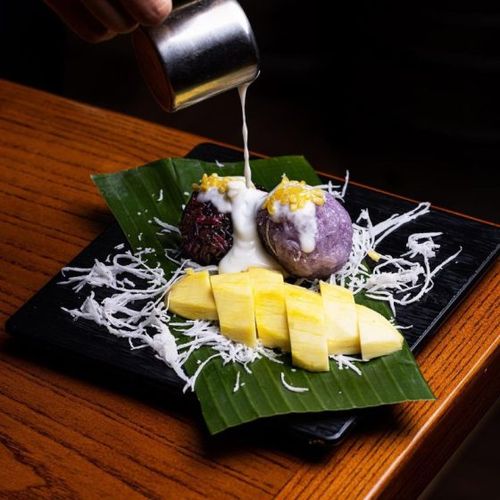 Where to find the best mango sticky rice in Hong Kong
