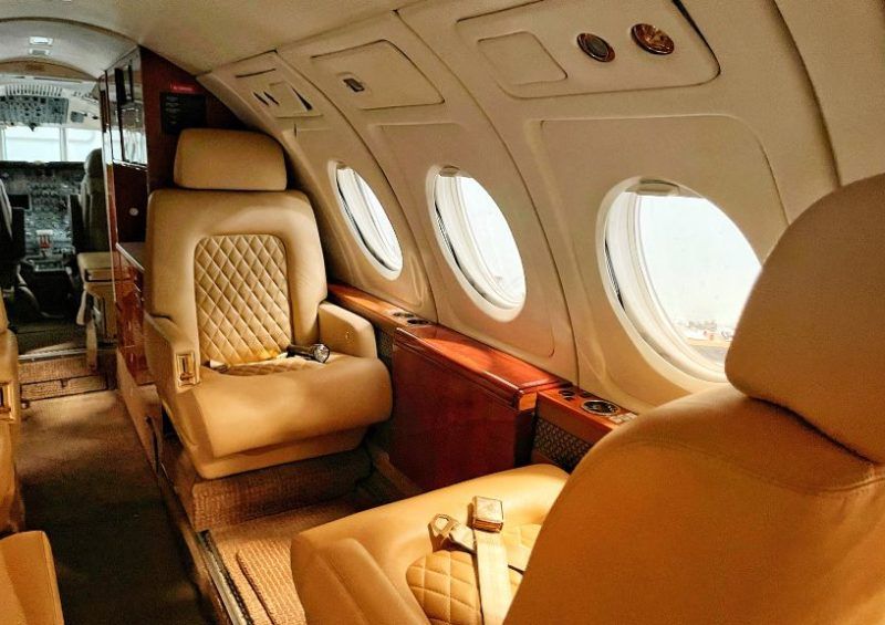 How much does a private jet charter in Hong Kong cost and how to book it
