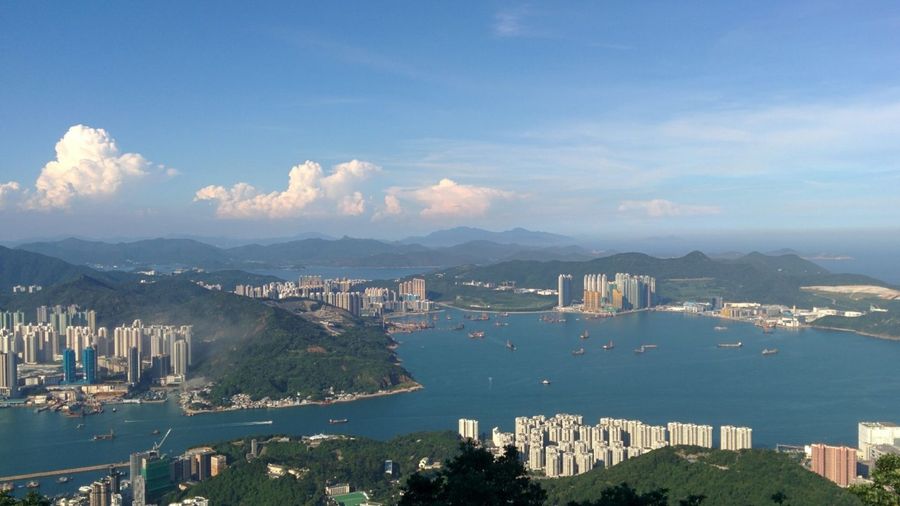 Tseung Kwan O gets a marine viaduct with a cycle track