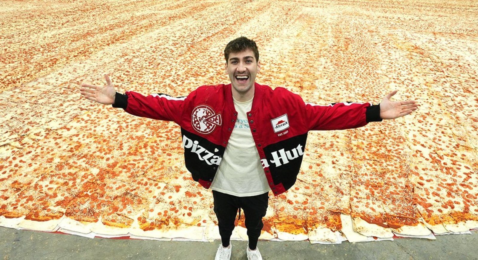 9 Record-Breaking Dishes Including Biggest Pizza In The World