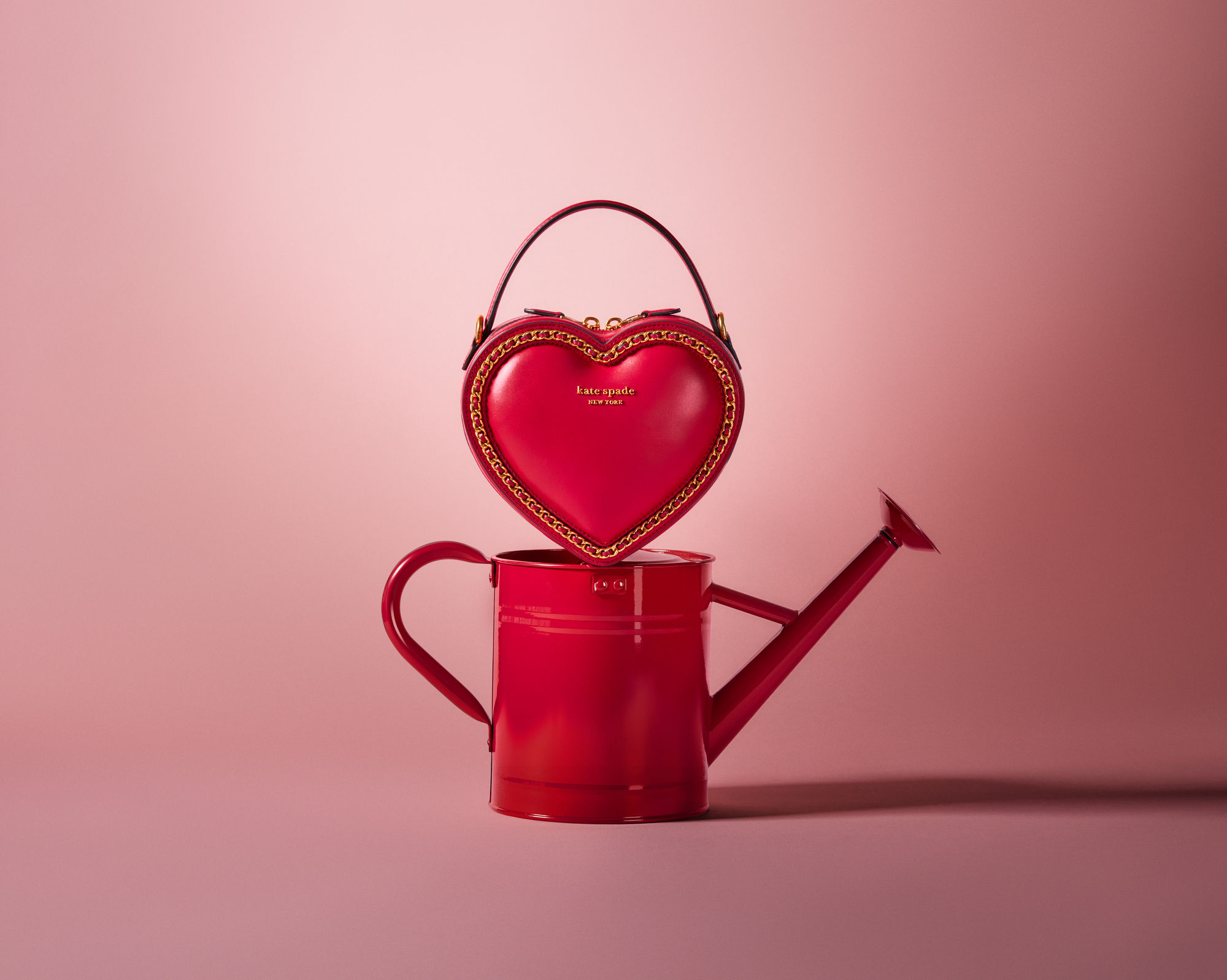 Valentine's Day 2023 collection and other fashion news in January 2023