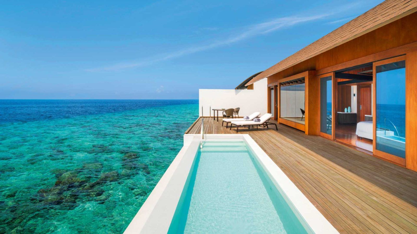 10 Romantic Destinations For Lovestruck Couples