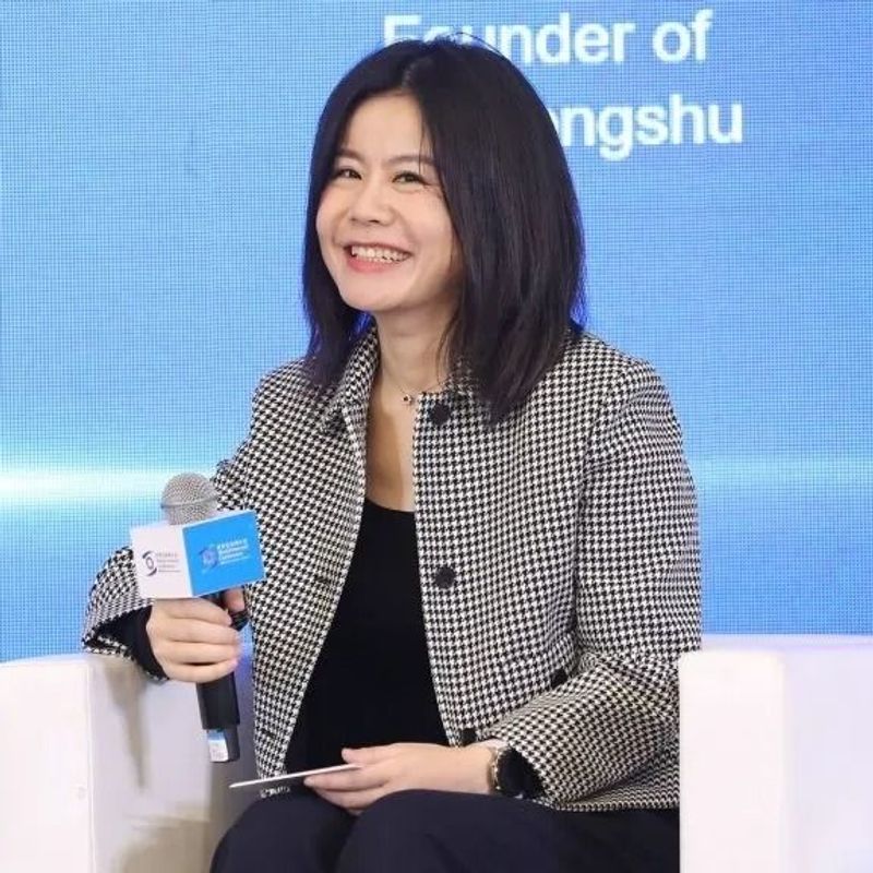 Latest news around Hong Kong Society, famous people & their lives | LSA