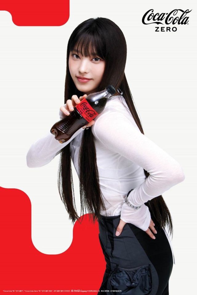 NewJeans Coca-Cola Zero Campaign Imagery