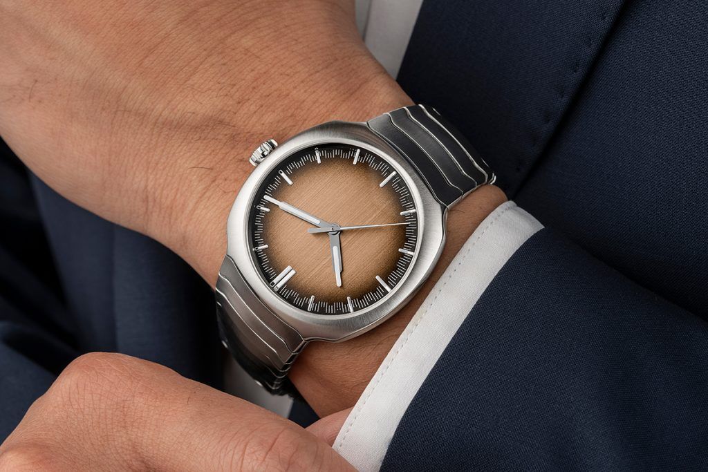 H. Moser & Cie. Streamliner Smoked Salmon Dial Release