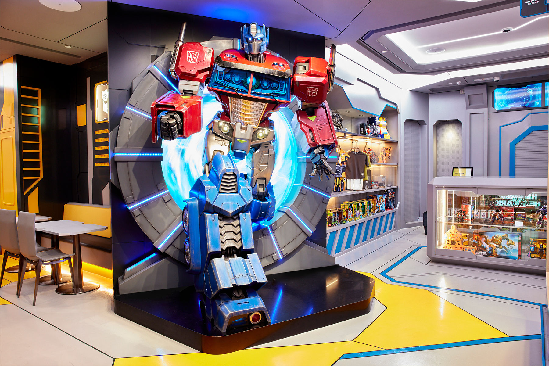 World's First Transformers Restaurant Opens in Hong Kong