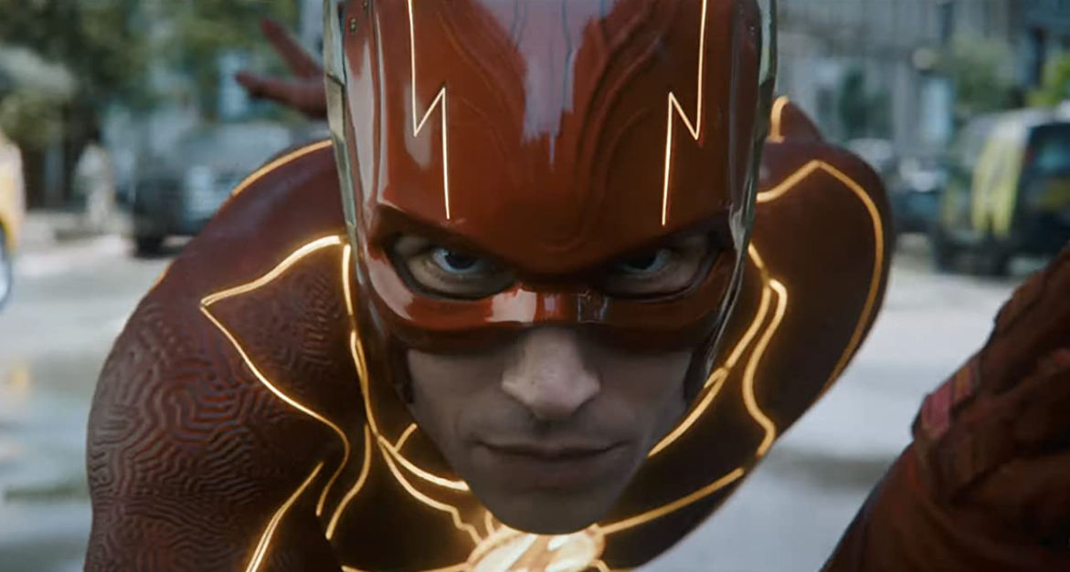 The new Flash trailer shows off two Batmen, two Barrys, and Supergirl