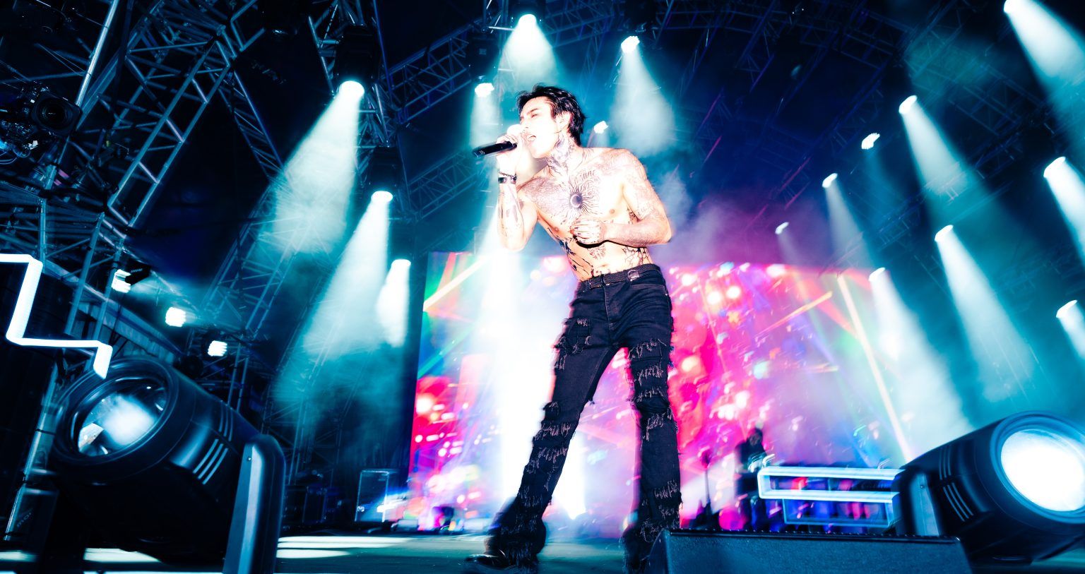 DPR Ian and DPR Live debuts in Hong Kong