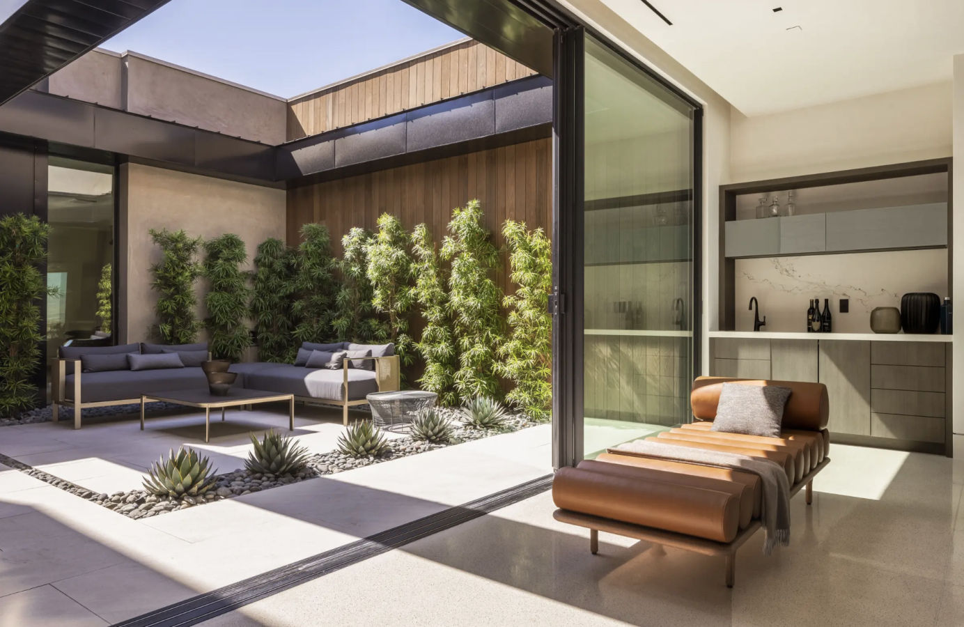 Take a Look at the $15,000,000 USD Rockstream House