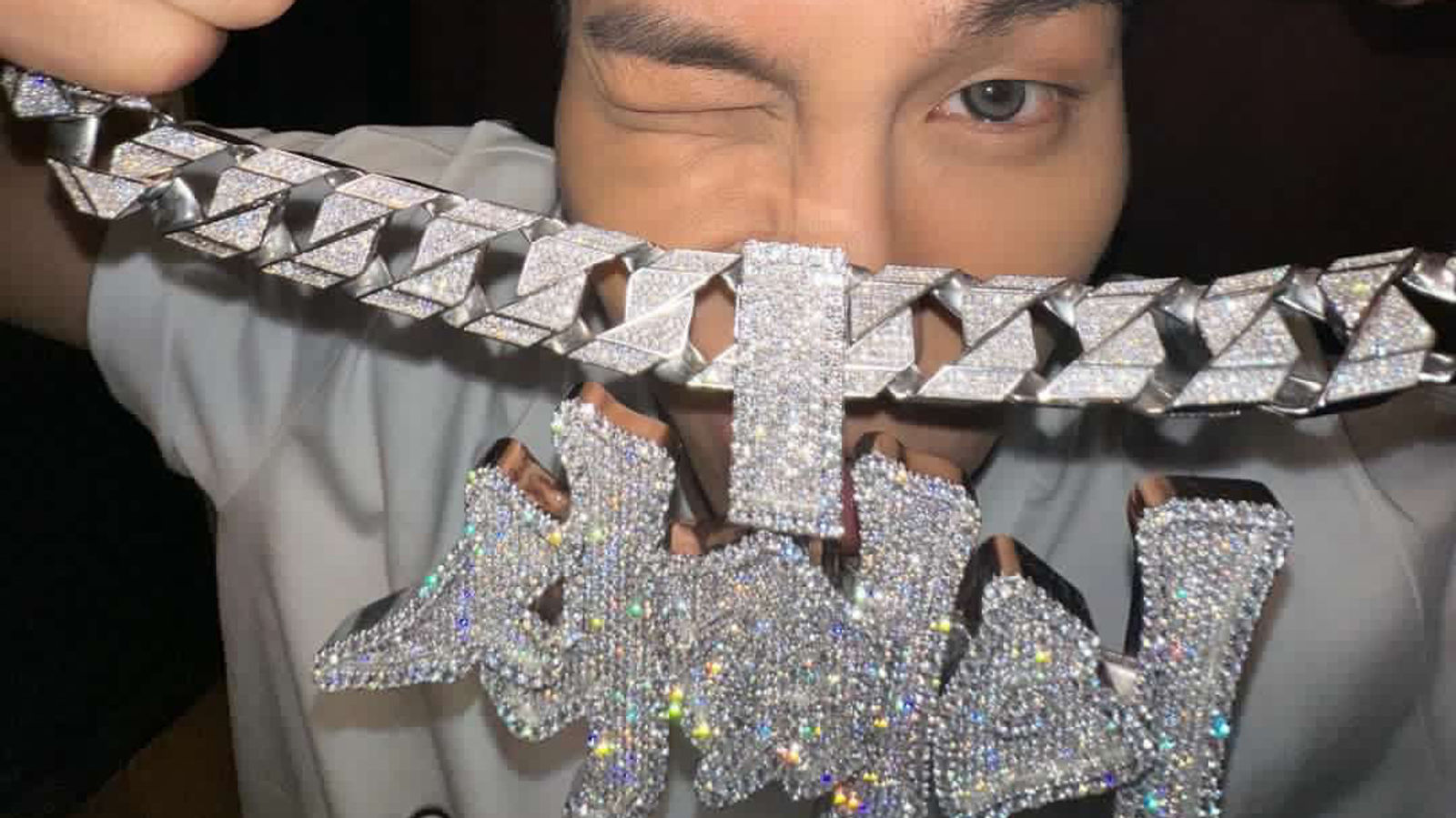 Sik-K Shares the Story Behind his New Custom 60-Carat Diamond Chain