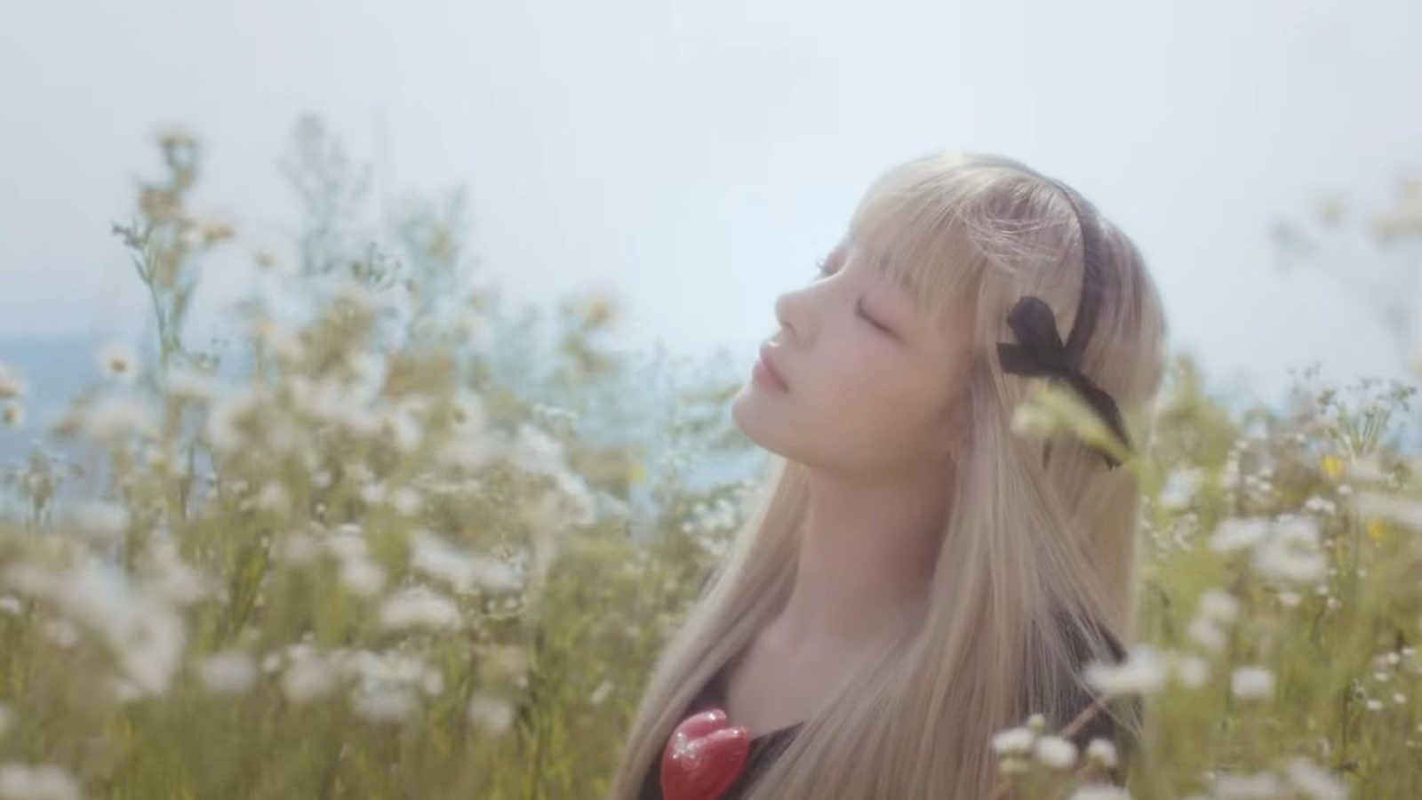 NewJeans teases upcoming track NewJeans teases upcoming track