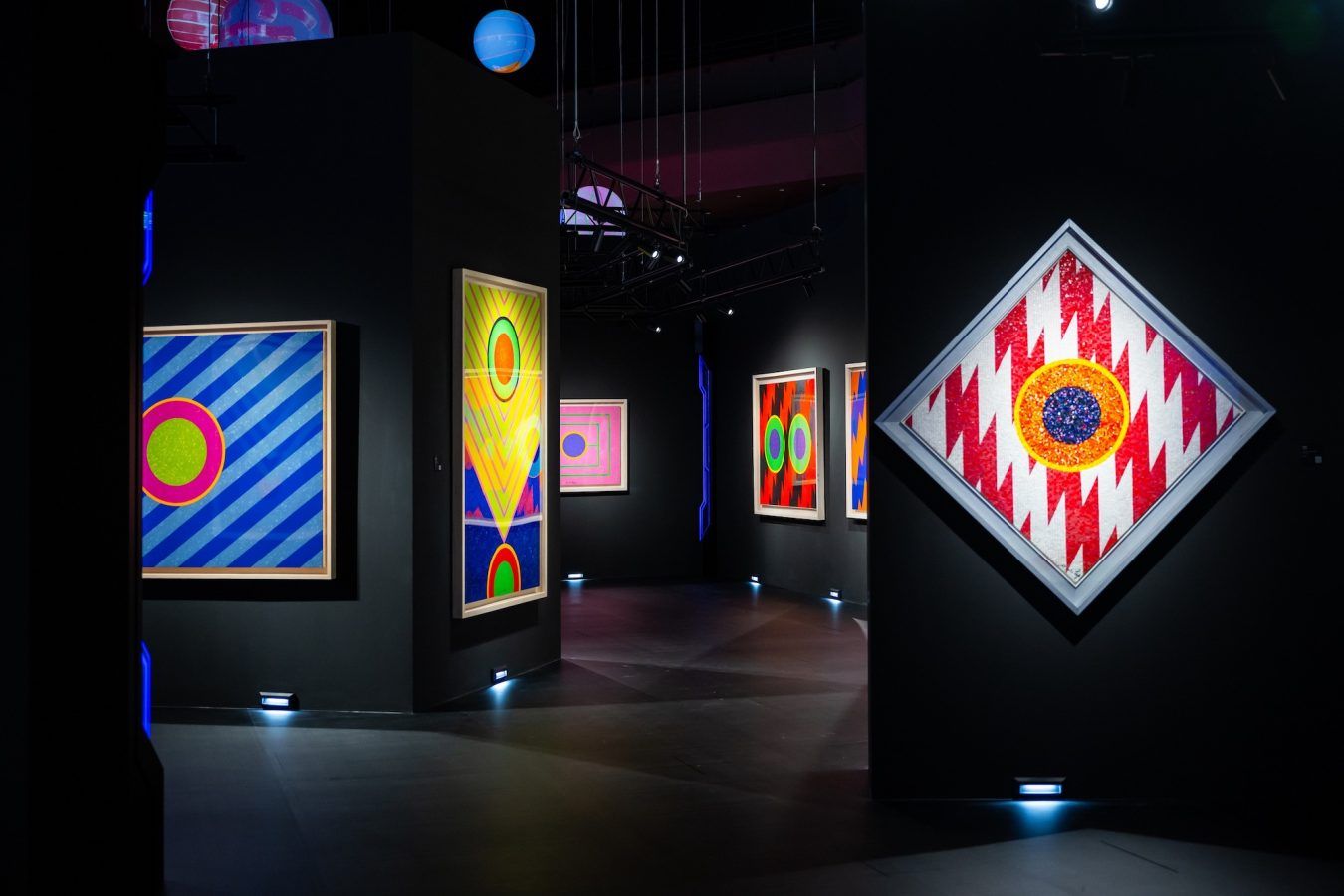 “To Infinity and Beyond: The Art of Hsiao Chin” exhibition opens in Macau