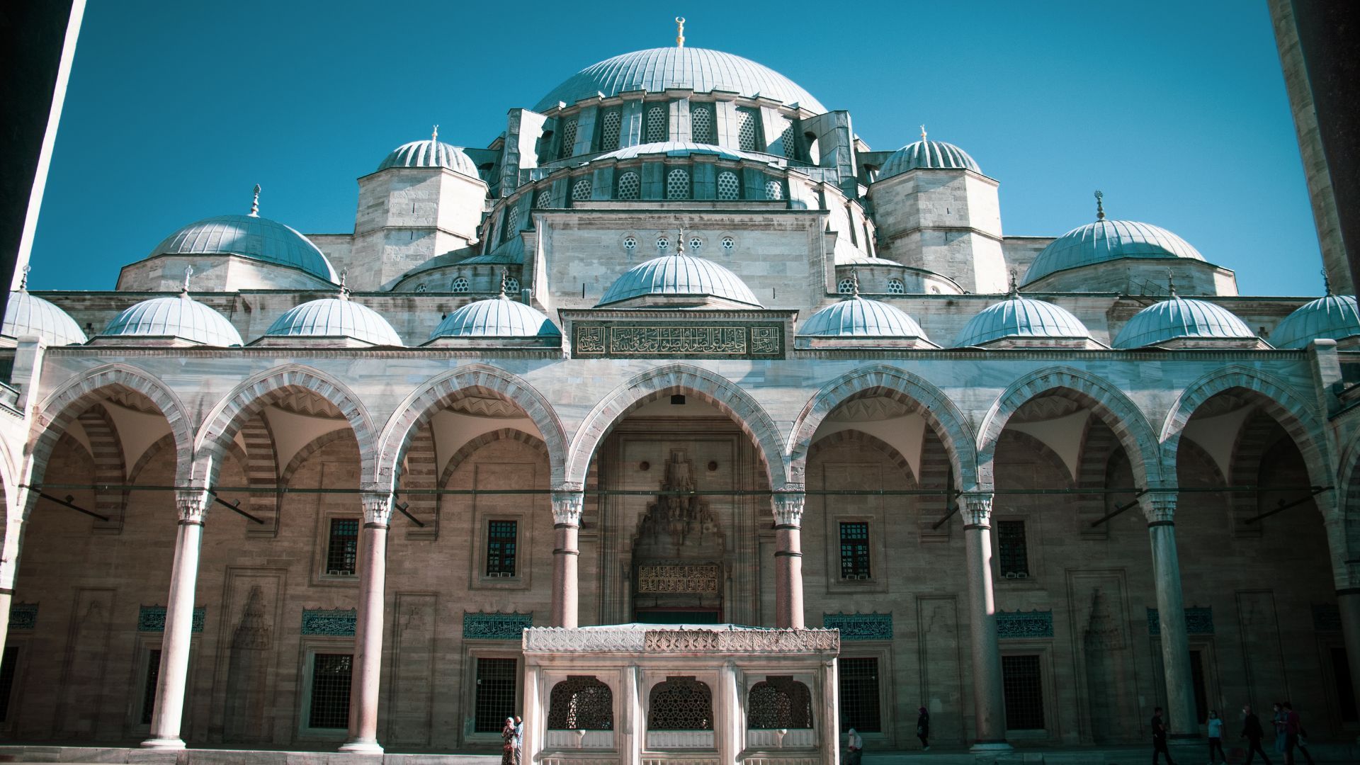 This ultimate guide to Istanbul will make your trip more memorable