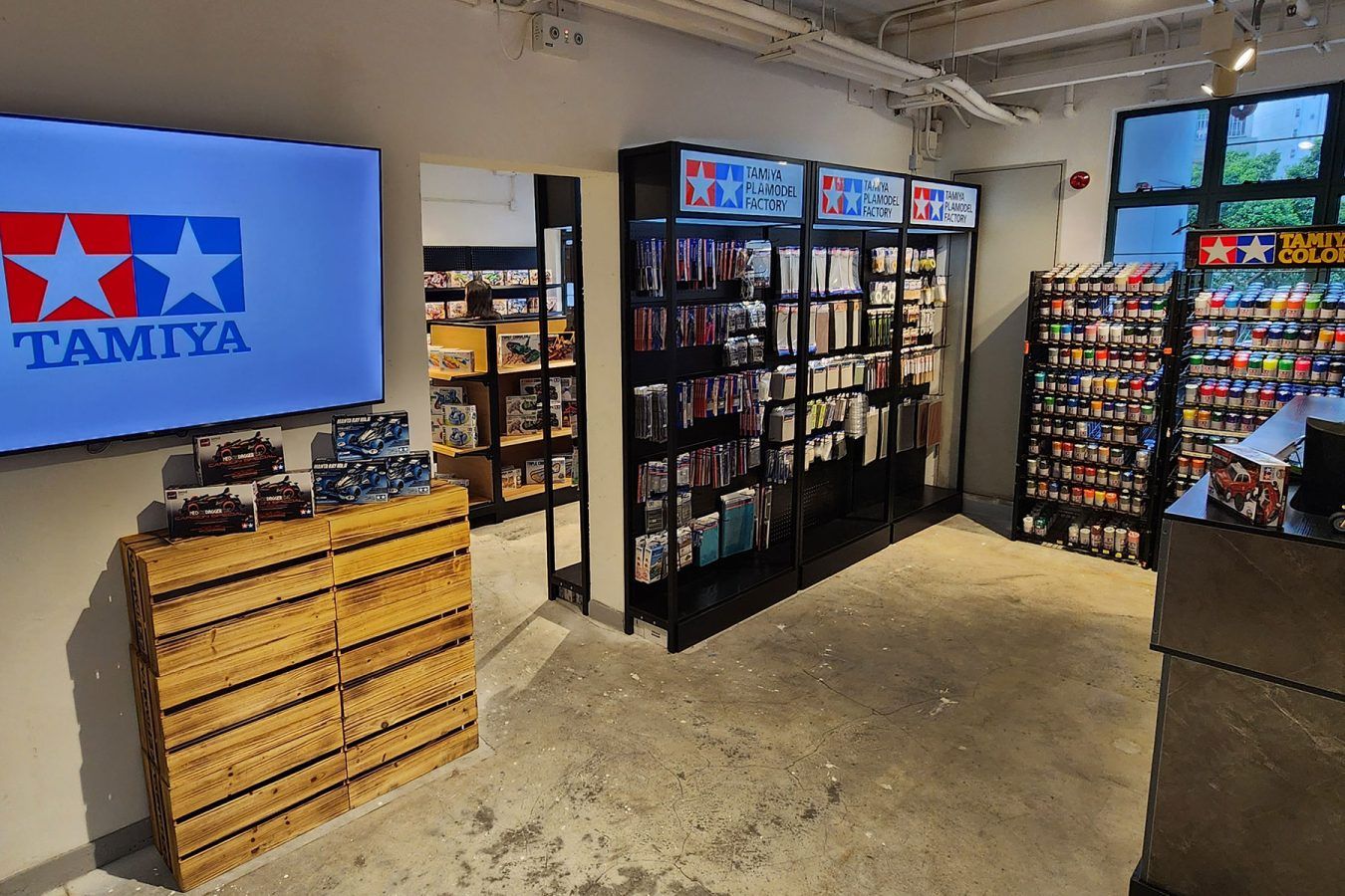 Tamiya Plamodel Factory with a full Mini 4WD track opens in PMQ