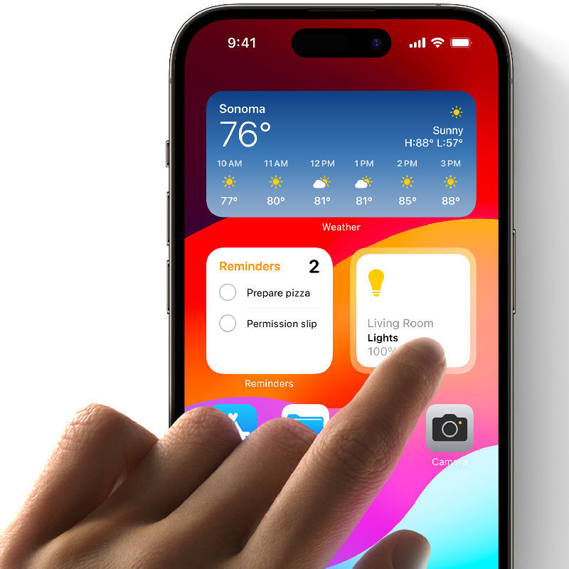 These are some iOS 17 features you shouldn't miss
