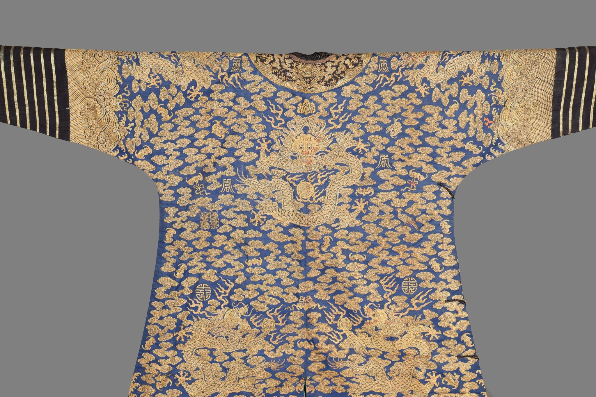 Rare Imperial Chinese Robe Found in a Cardboard Box | Lifestyle Asia