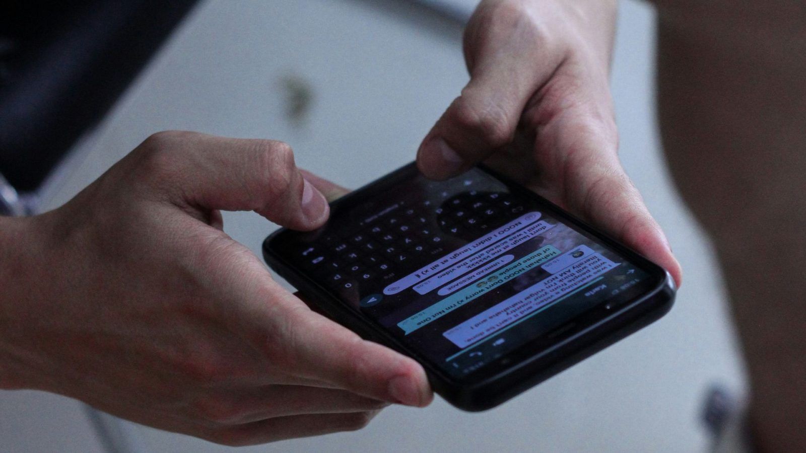 WhatsApp 2026 group chat updates: Text stickers, reminders, more