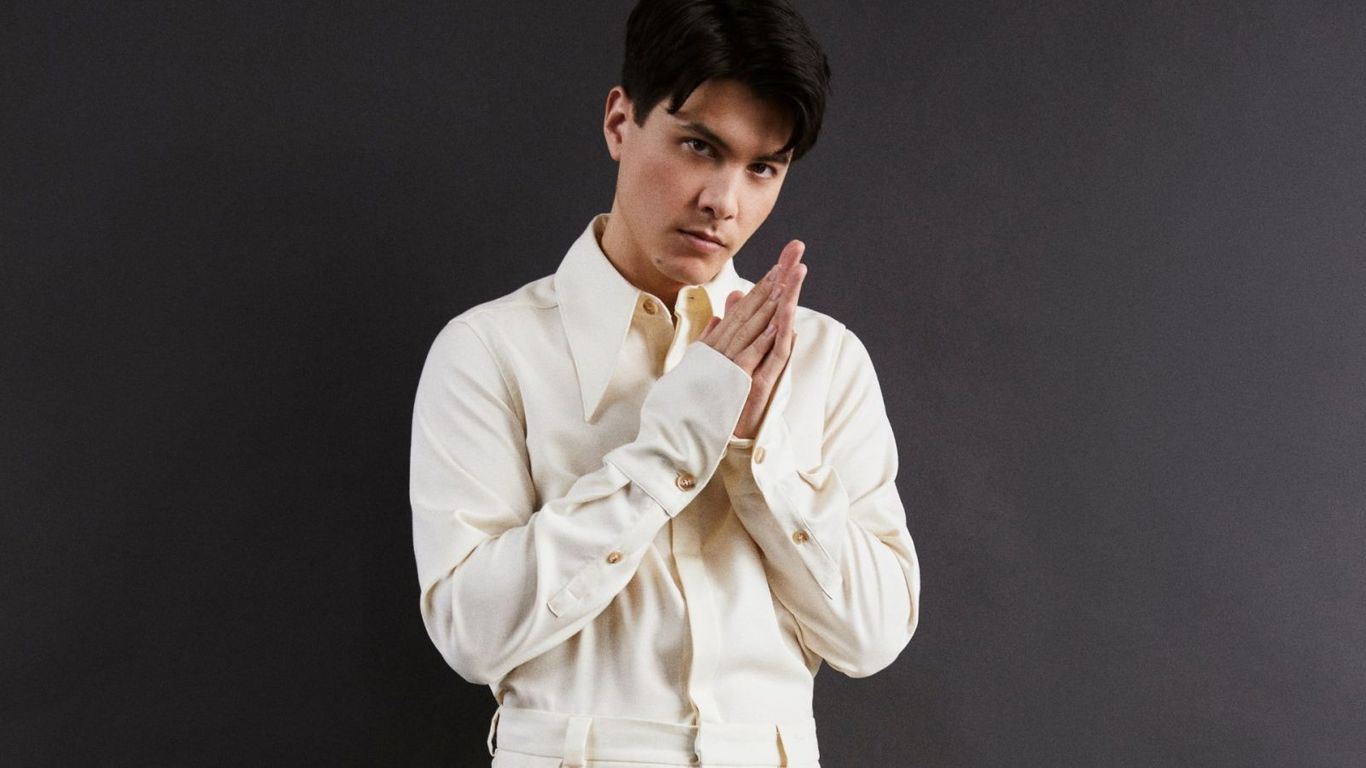 ‘Bridgerton’ star James Phoon on East Asian representation in season 3