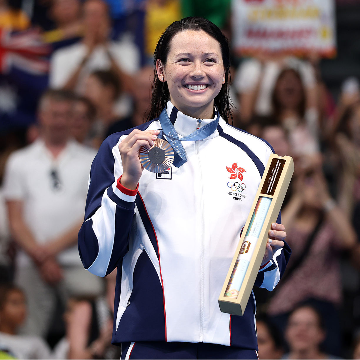 Siobhan Haughey Secures Bronze in Women's 200m Freestyle