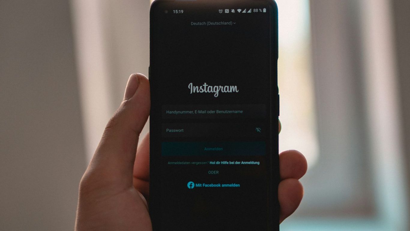 Instagram couldn't refresh feed error: Possible reasons and how to fix it