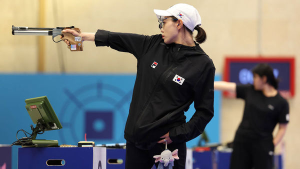 Oh Ye Jin and Kim Yeji steal the show in 10m air pistol final