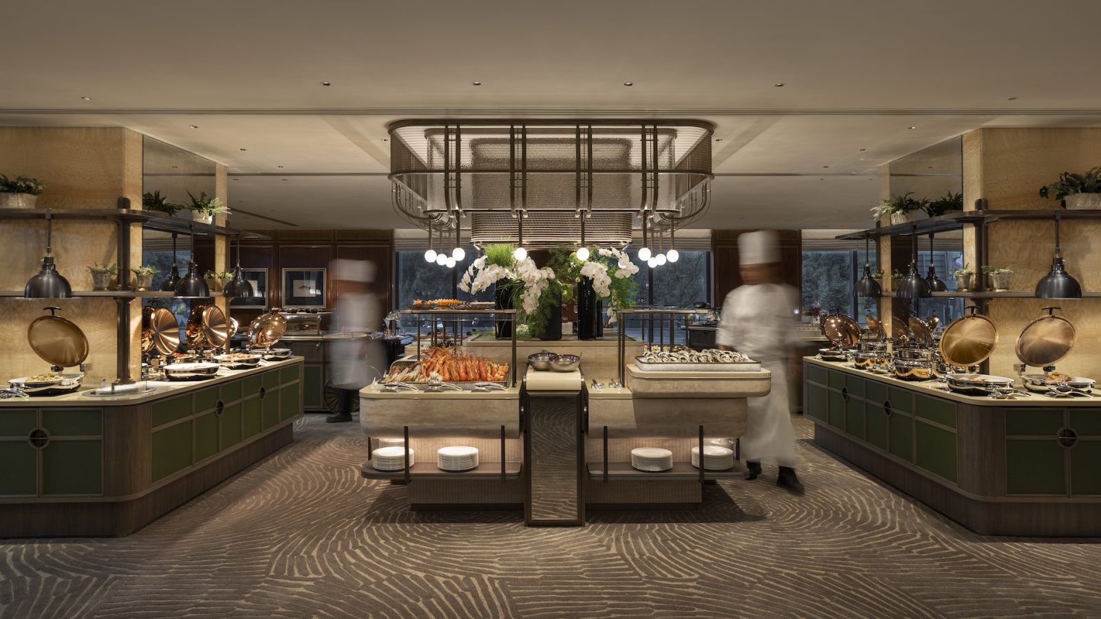 The Mandarin Oriental's Clipper Lounge makes a much-awaited return