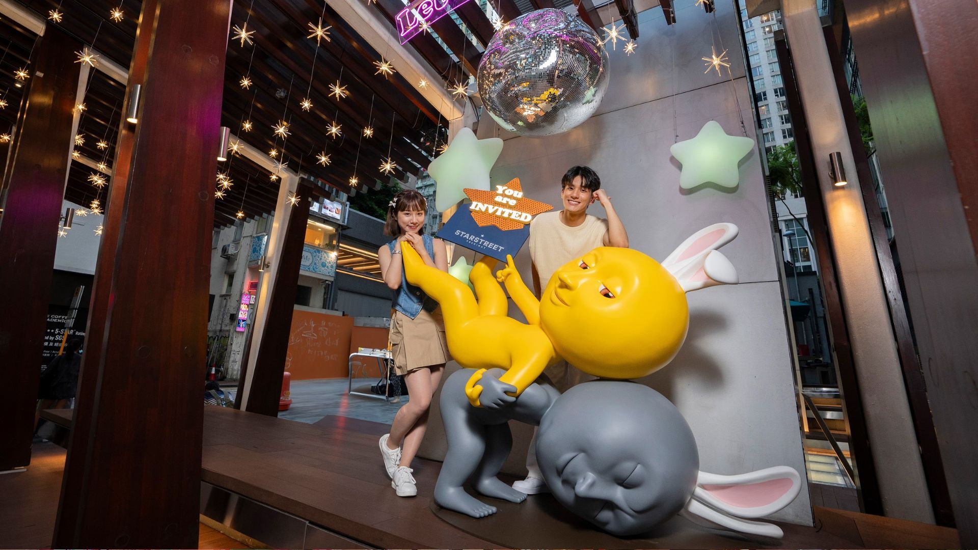 Check out the best Mid-Autumn Festival 2024 displays in Hong Kong