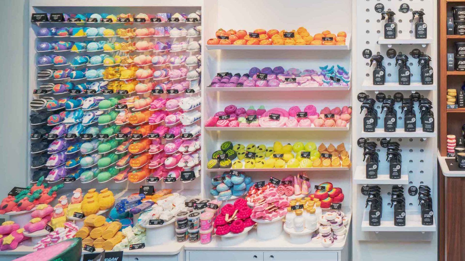 Lush opens ifc mall location to nourish mental health