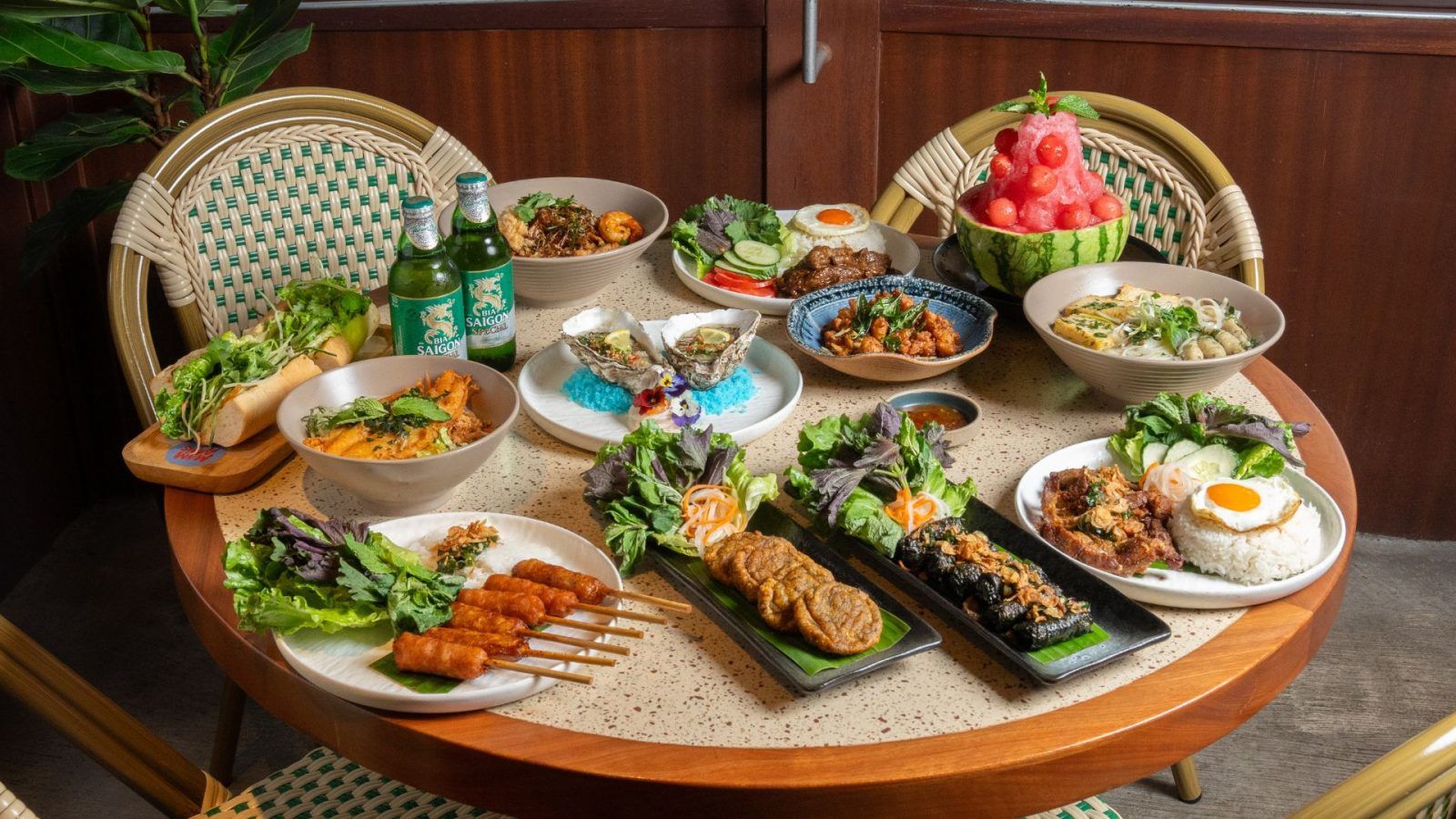 Top lunch spots store
