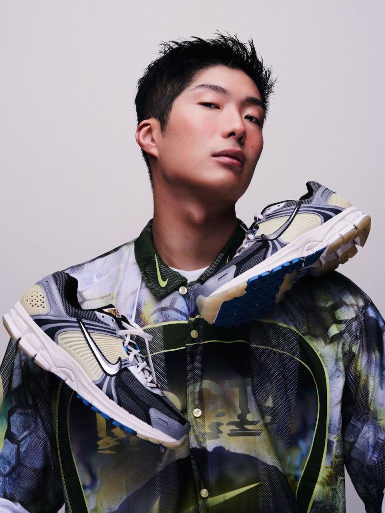 Ye drops YEEZY SLPRS for $20 USD