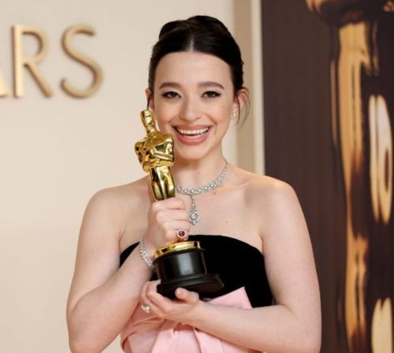 Oliver Chen: Fun facts about C-drama star Chen Xingxu you must know