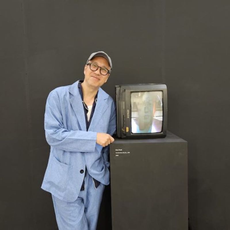 Hajime Sorayama's 12-meter-tall robot appears outside NZAI Shanghai