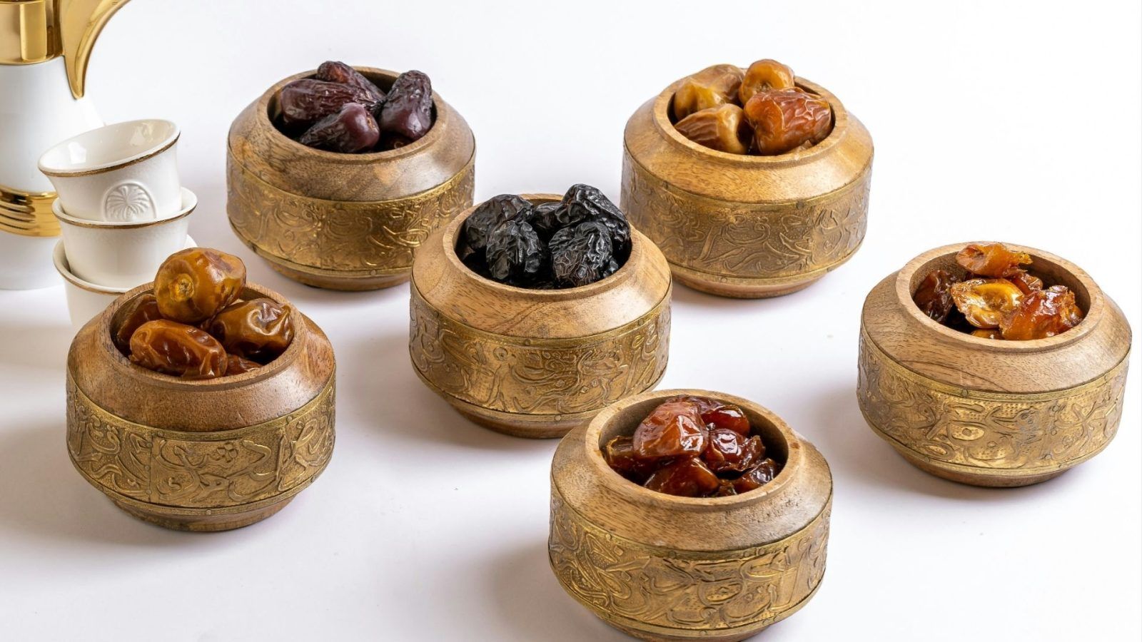 The most expensive and luxurious dates in the world | LSA HK