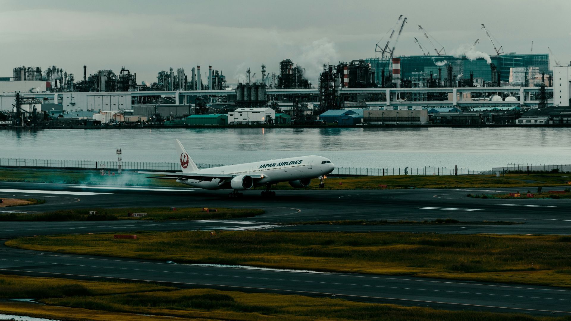 Japan Airports start joint kiosks for faster Immigration checks | LSA HK