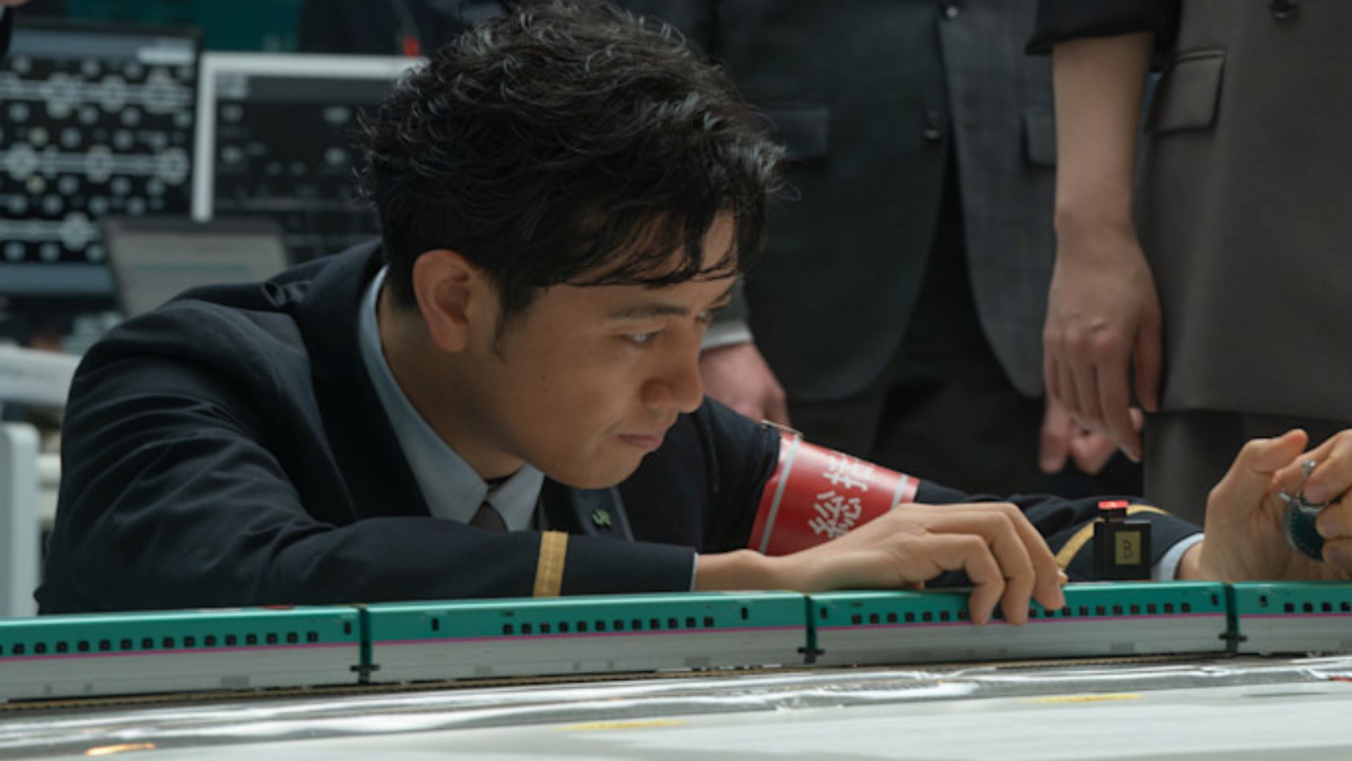 What happens in the Bullet Train Explosion ending? | LSA Hong Kong