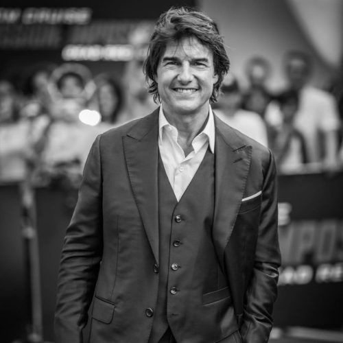 Shakira follows this workout routine and diet plan to stay in shape