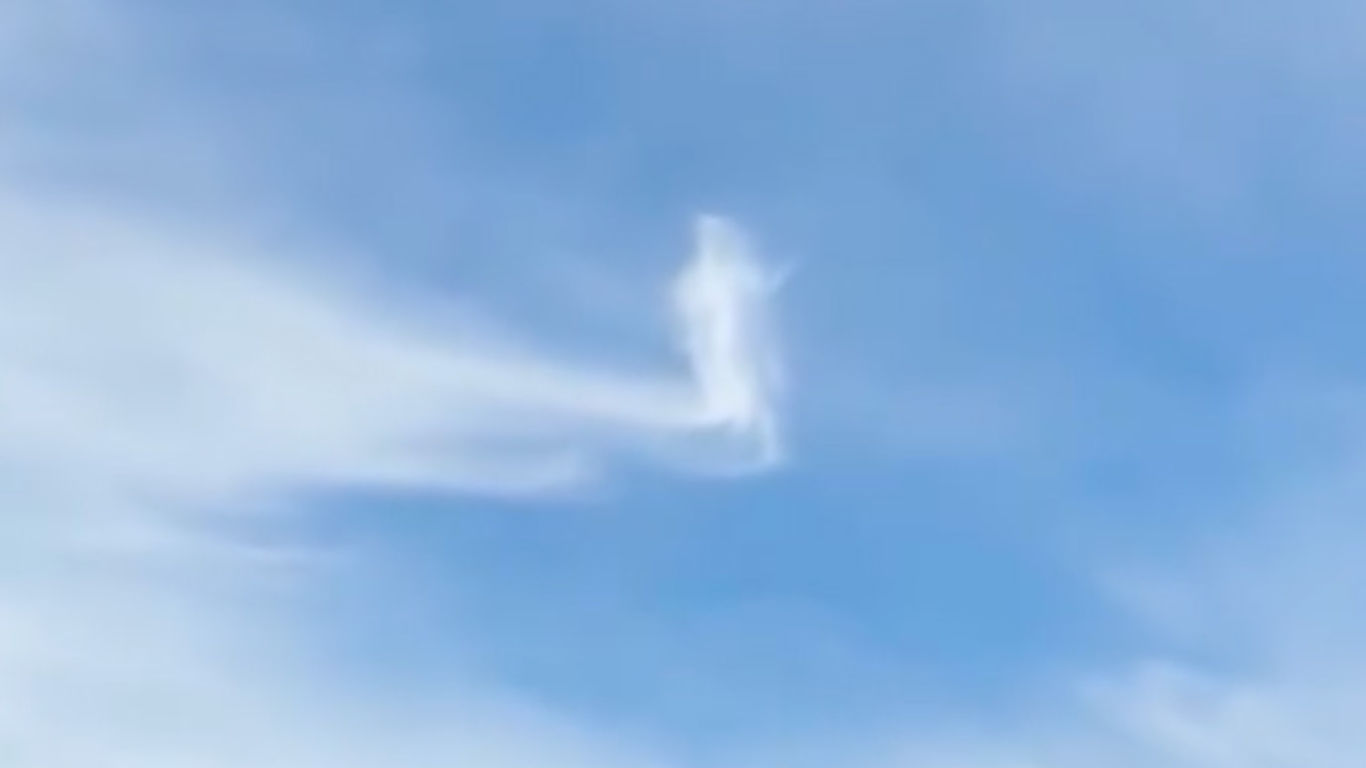 Video of "Jesus in the Clouds" Goes Viral in the Philippines