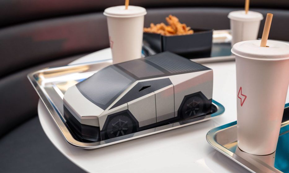 Tesla's retro-futuristic Hollywood diner officially opens
