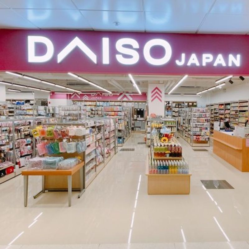 Hong Kongers can finally shop with the Taobao app in English