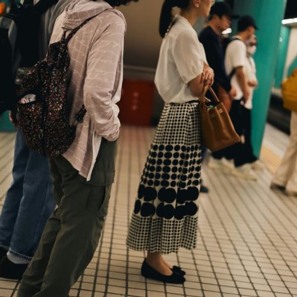 Hong Kongers can finally shop with the Taobao app in English