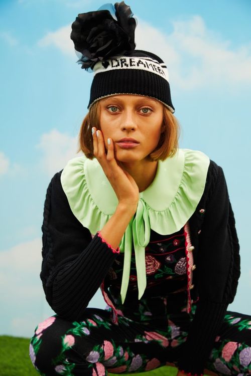 Gallery: the SRETSIS Fall/Winter 2020 collection is a dreamy escape