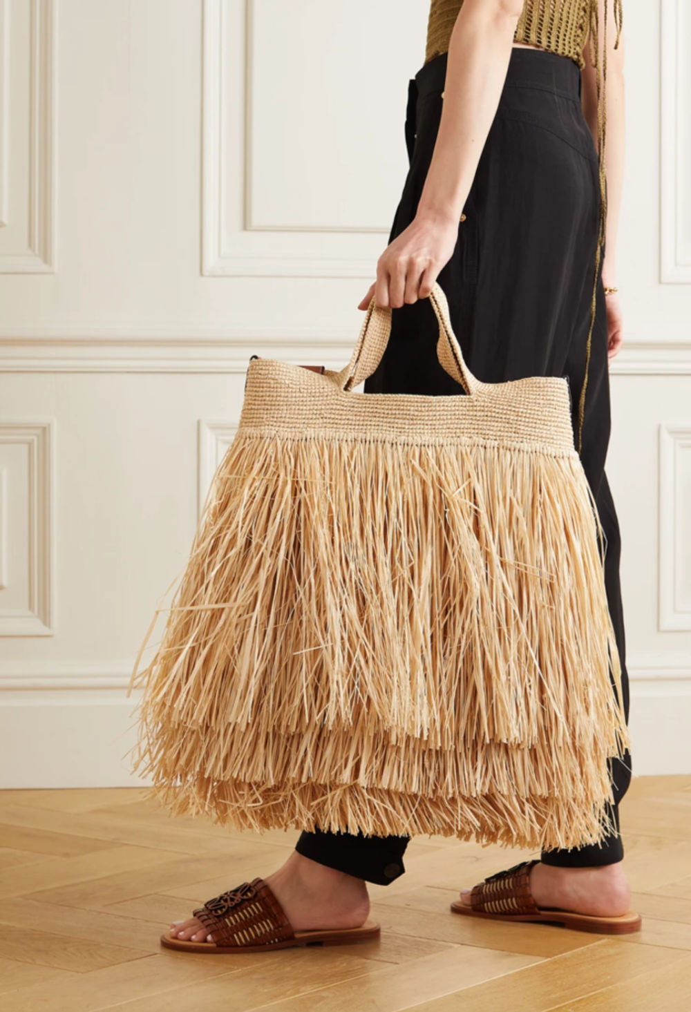 8 designer shopping bags for being eco-friendly and elegant at the store