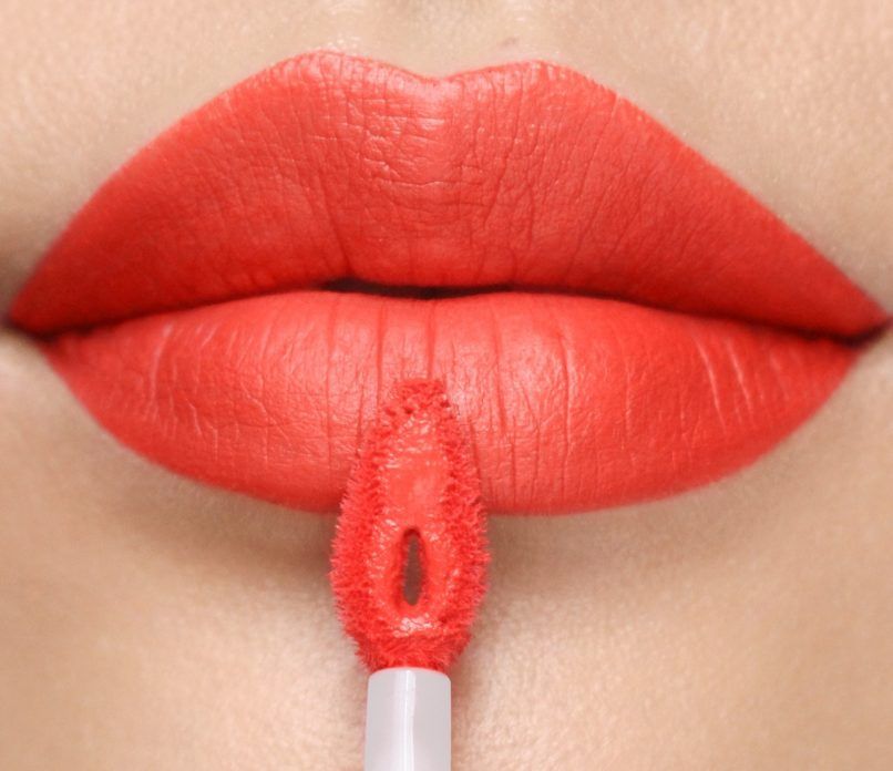 How to actually, properly remove your lipstick after a long day