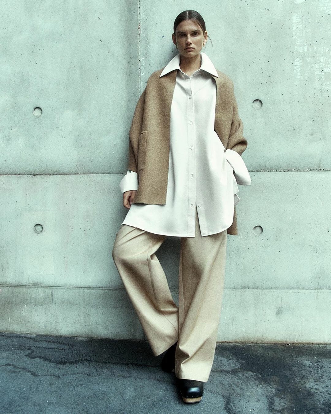 COS Autumn/Winter 2021 introduces a new angle of contemporary fashion