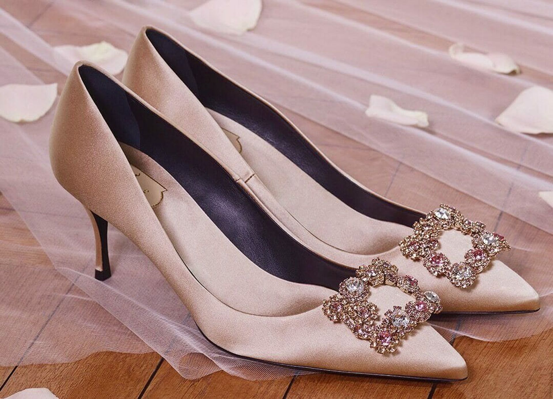 12 designer heels we spotted and loved in K-drama shows