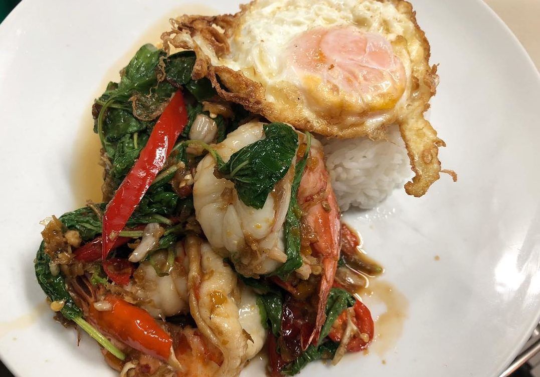 9 must-try dishes at Michelin-starred street food spot Jay Fai